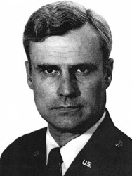 Warren Lilly - Hall of Valor: Medal of Honor, Silver Star, U.S ...