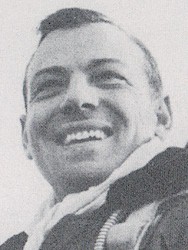 Robert Moore - Hall of Valor: Medal of Honor, Silver Star, U.S ...